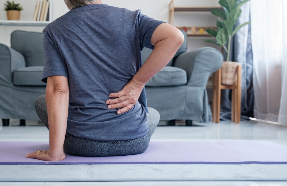Back pain: causes and how to relieve it – Cura Clinical